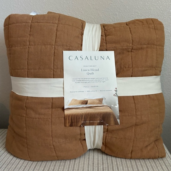 Casaluna | Bedding | Nwt Fullqueen Heavyweight Linen Blend Quilt Warm ...